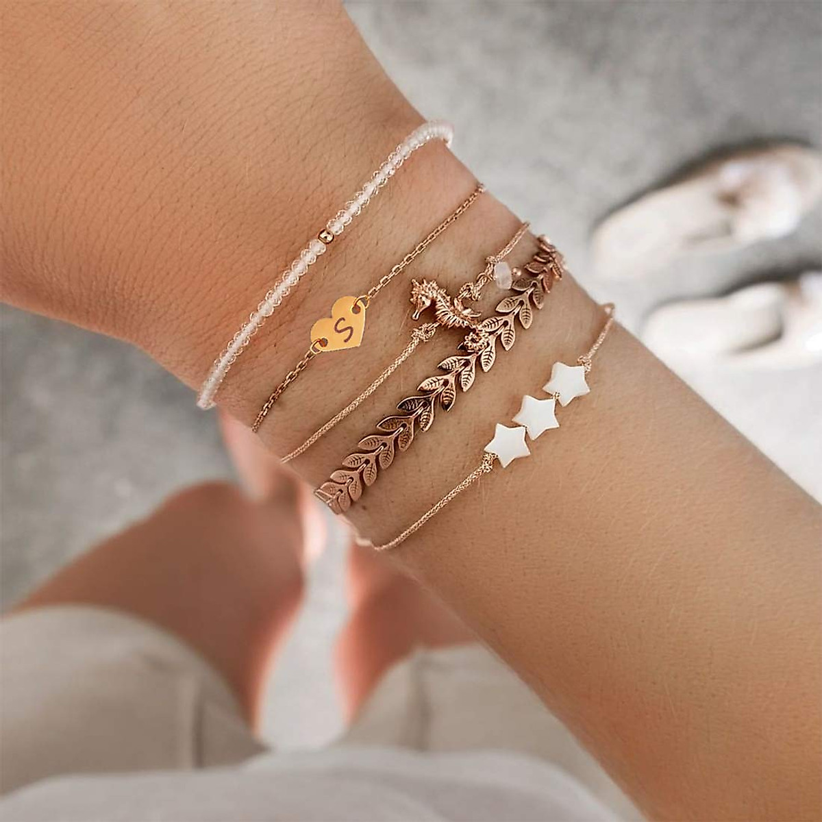 Heart Initial Bracelet 18K Gold Plated Stainless Steel Lovely Heart Charm Bracelet Dainty Small Letter Bracelet Personalized Monogram Name Bracelet for Women