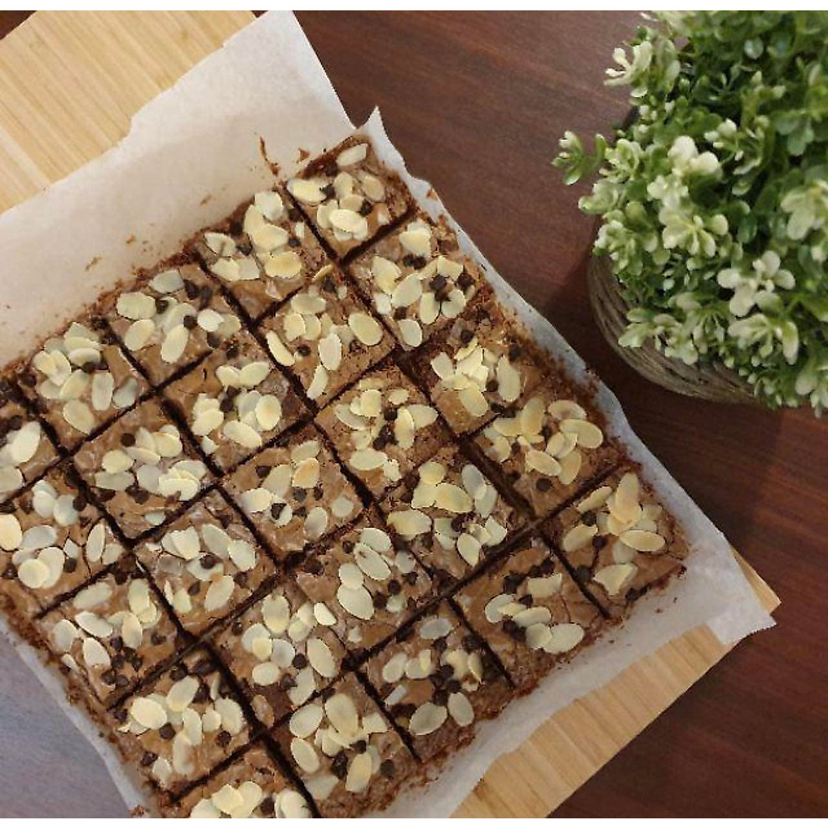 Brownie Cutter With Pan Stainless 100% 6,7,8,9,10,11,12 Inch Heavy duty Baking Tray with Slicer Ensures Perfect Crispy Edges Bakeware Tray (10x10" 25 Pcs., Cutter)