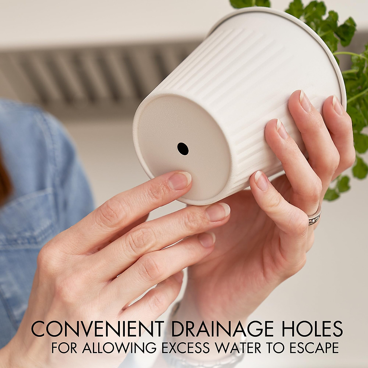 KIBAGA Beautiful Herb Garden Planter Indoor Set of 3 - Perfect for Any Kitchen Window Sill or Countertop - A Modern Decor Gardening Planter Kit Incl. Tray & Drainage Holes to Grow Fresh Herbs at Home