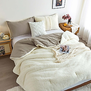 COTTEBED Fluffy Sherpa Warm Winter Comforter King Size Bed, Reversible Plush Fleece Sherpa California King Down Comforter Sets Pillow Sham, Cozy Ultra-Soft Thick Washed Cotton Bedding Set, Beige White