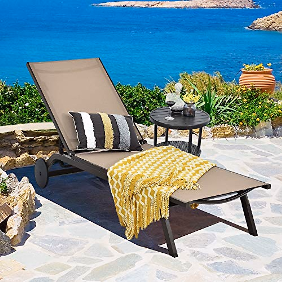 Giantex Lounge Chairs for Outside Patio Chaise Lounges Aluminum Recliner W/Adjustable 6 Backrest Positions and Wheels for Patio Beach Poolside Outdoor Sunbathing Chair(1, Brown)