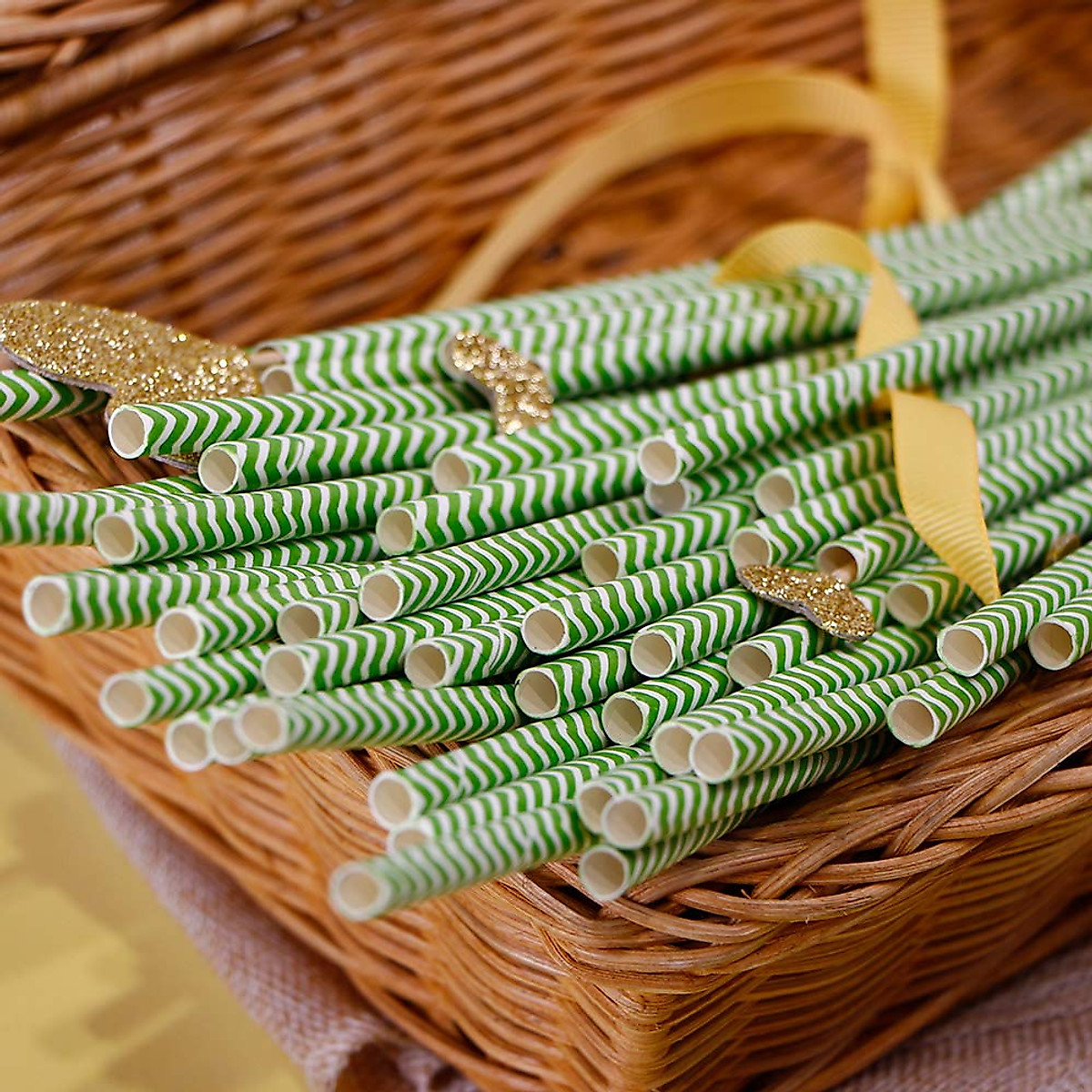 Paper Straws, Webake Paper Drinking Straws, 100 Bulk 7.75 Inch Disposable Biodegradable Straws, Wave Patterned Restaurant Supplies Party Decorations, Christmas Green Striped