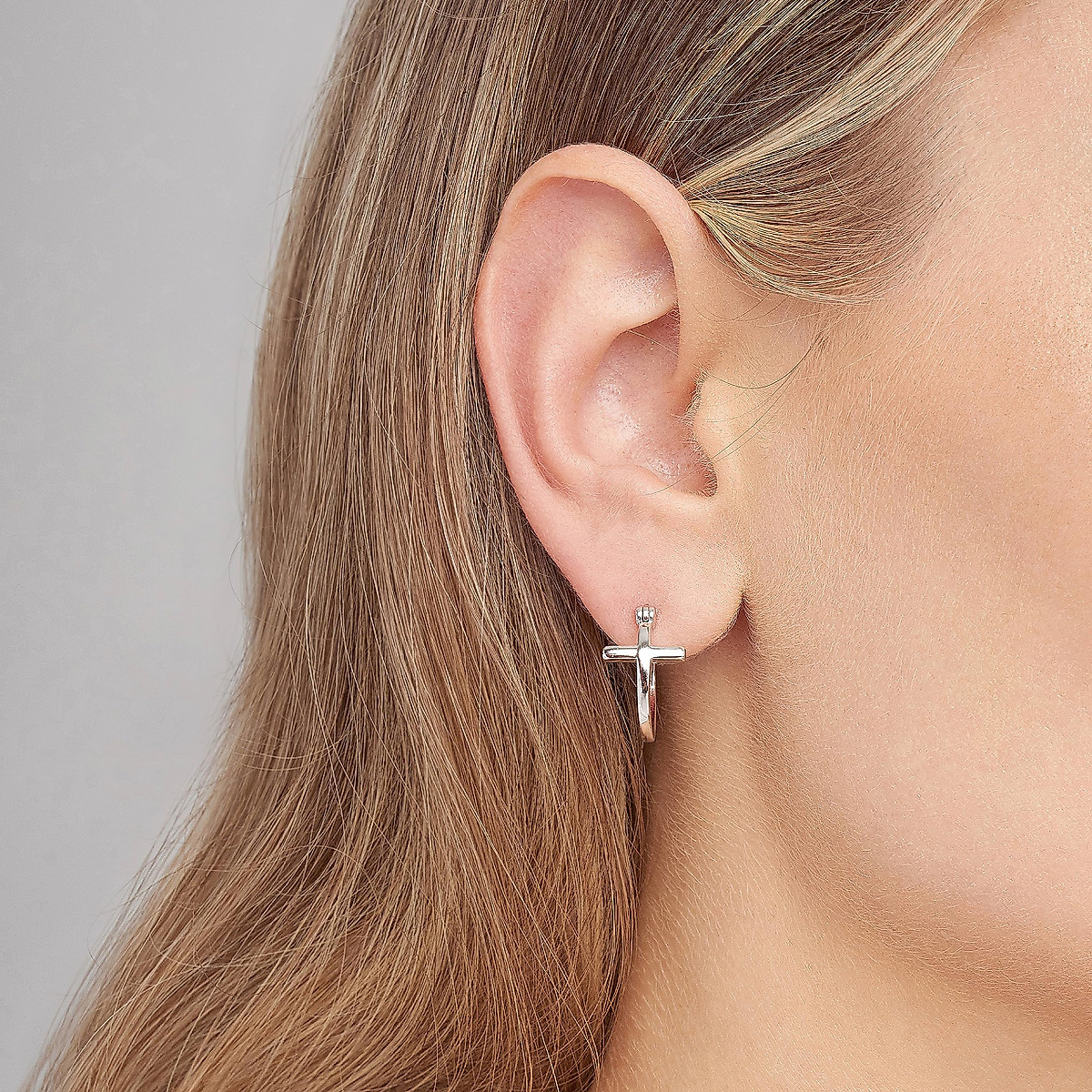 MORGAN & PAIGE 925 Sterling Silver Cross Circle Hoop Earrings