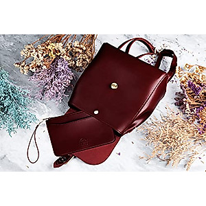 SUNLIGHT LEAVES Simple Vegan Leather Flap 3 Way Convertible Backpack For Women Classic Vintage Faux Leather Fashion Daypack (Red)