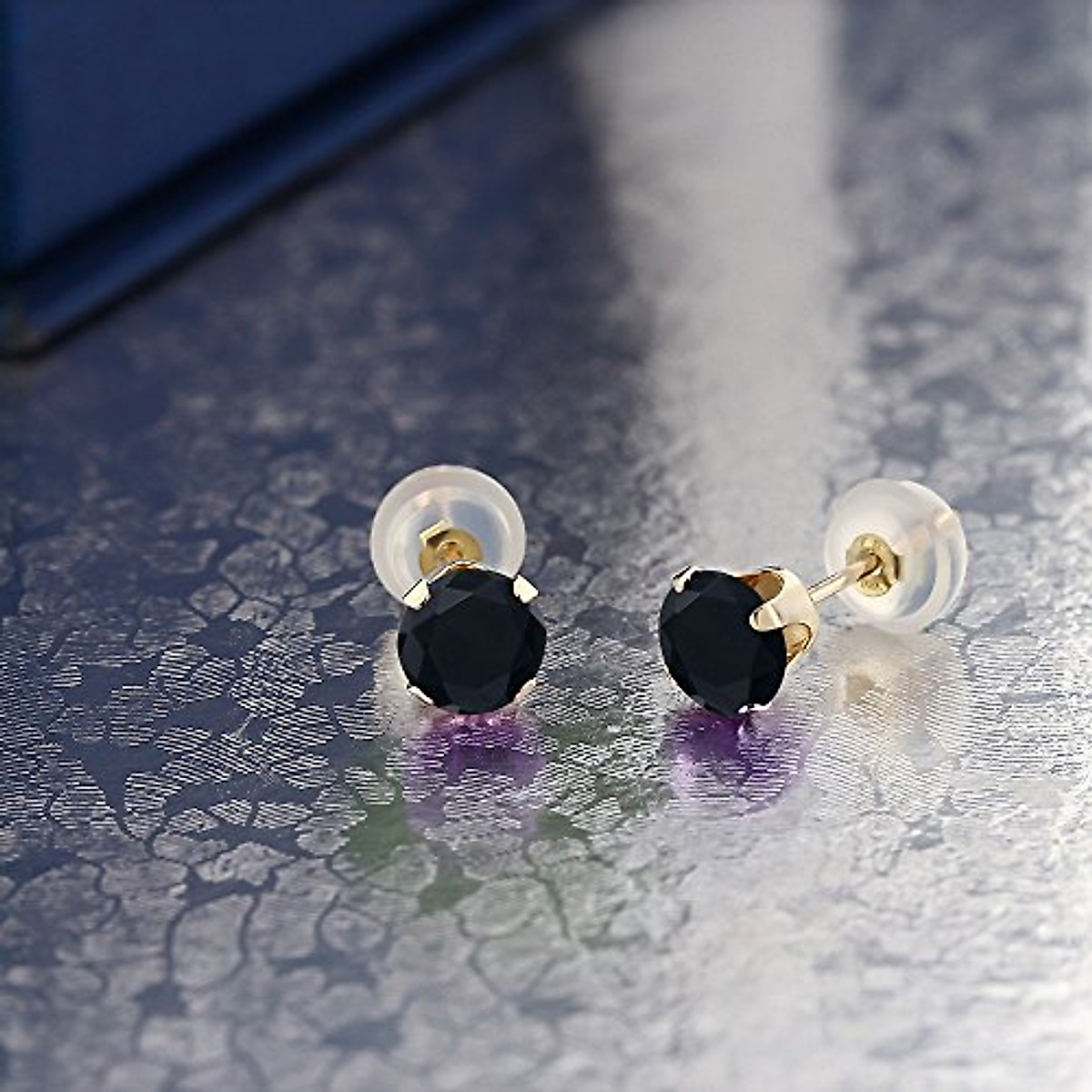 Gem Stone King 10K Yellow Gold Black Onyx Stud Earrings For Women (0.92 Cttw, Gemstone Birthstone, Round 5MM)