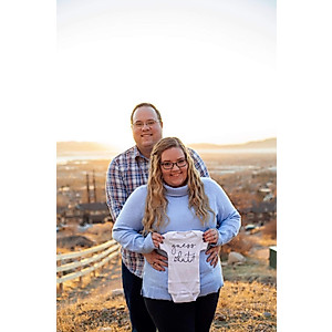 Bump and Beyond Designs Baby-Boys Surprise Pregnancy Announcement to Family Guess What Leotard White, 0-3 Months