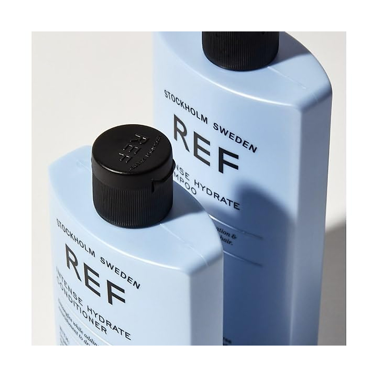 Ref Intense Hydrate Shampoo 1000ml Sulfate-free shampoo with natural extracts specially selected to protect, strengthen and hydrate the hair.