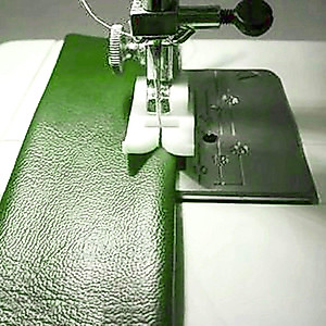 VANICE 2 Pcs Roller Sewing Machine Presser Foot Plus Non-Stick Zigzag Teflon Sewing Machine Presser Foot, Fit for Singer, Brother, Babylock, Low Shank Simplicity Sewing Machine