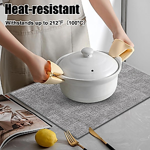 Homaxy Faux Leather Heat Resistant Placemats for Dining Table Set of 6, Waterproof Wipeable Washable PU Table Mats, Easy to Clean Anti-Slip Place Mats, 11.8" x 17", Light Grey