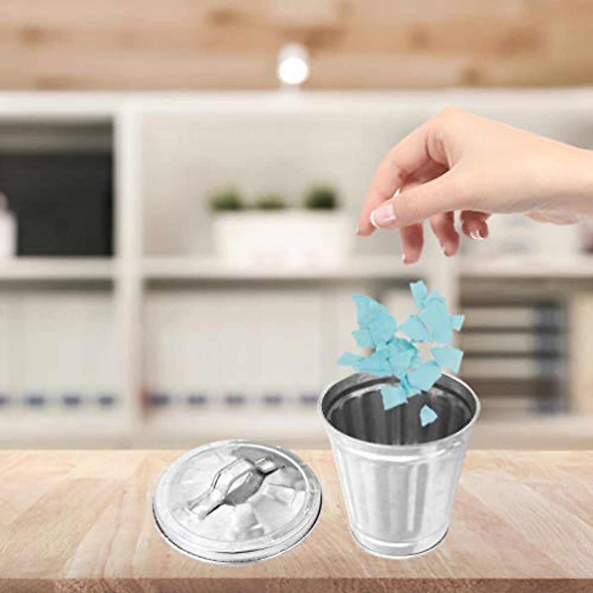 VOSAREA Plastic Bins 4pcs Desktop Garbage Trash Can Mini Metal Rubbish Bin with Lid Iron Flower Pots Tabletop Waste Bin for Kitchen Bedroom Office Decor Car Cup Holder