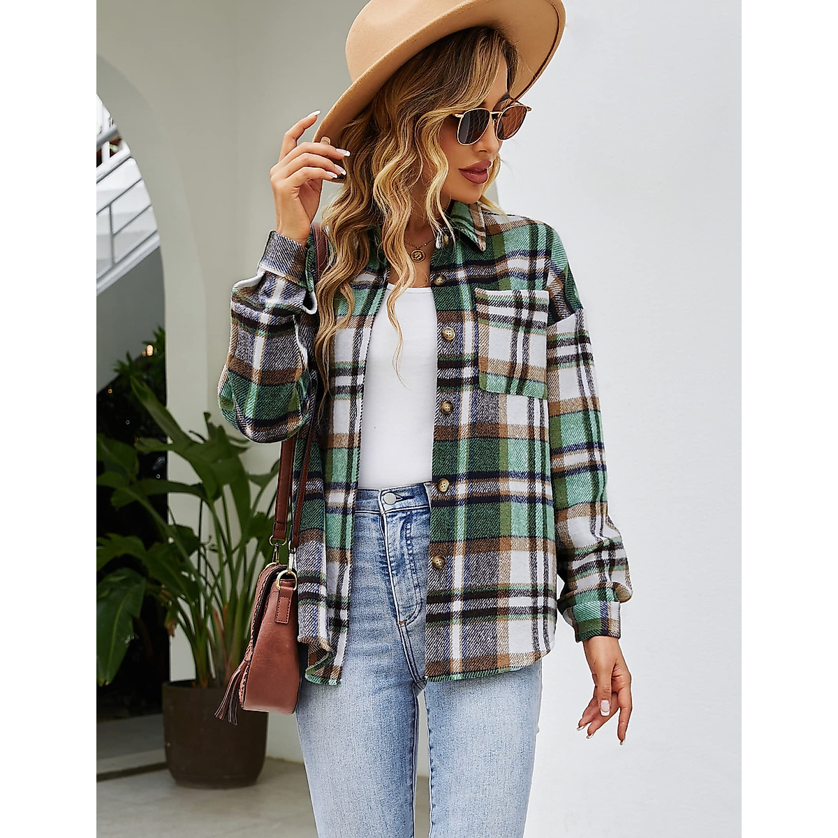 ClearFlower Womens Fall Fashion 2022 Plaid Shackets Flannel Jacket Casual Long Sleeve Button Collared Neck Oversized Shirts Green L