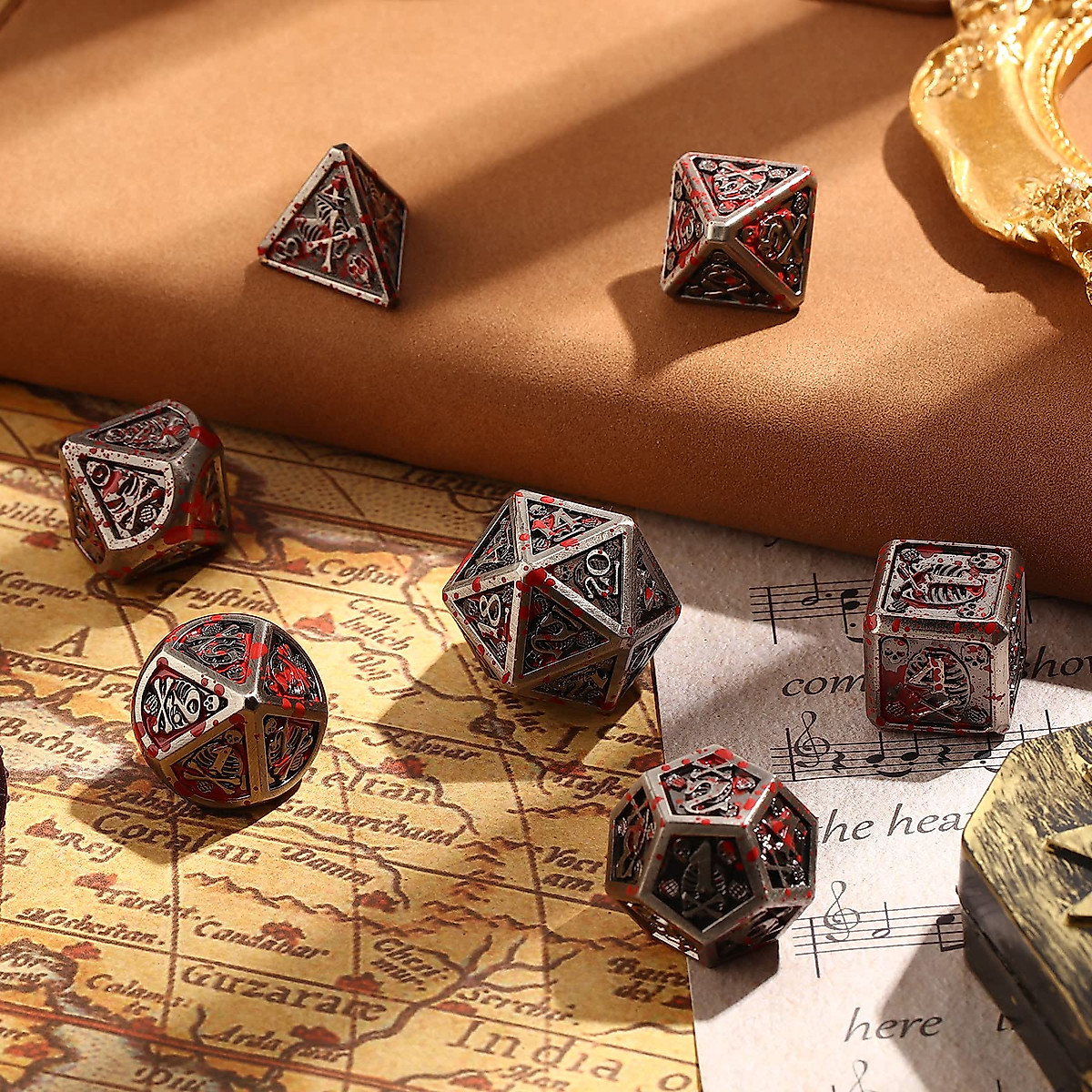 Halloween Dice Set Bloodstained Metal Polyhedral Gaming Dice Set Engraved Skeleton Dice for Tabletop Role Playing Games Dungeons and Dragons