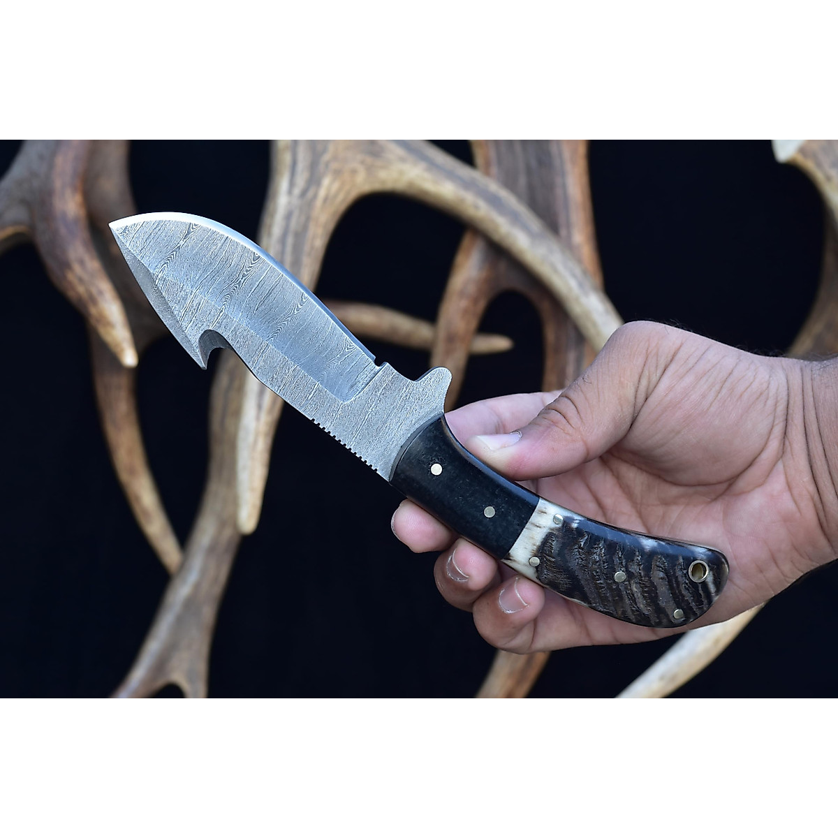 Knives Ranch Handmade Gut-Hook Skinning Knife - Ram's Horn Handle - Heavy-Duty Leather Sheath (2048-RH)