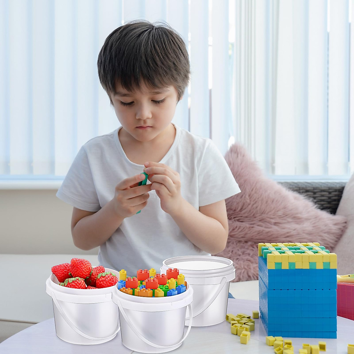 Mifoci 50 Pcs 16 oz Round Plastic Bucket with Lids and Handle Reusable Ice Cream Containers Small White Bucket Plastic Tub Freezer Airtight Food Storage Containers for Kitchen Drinks Home