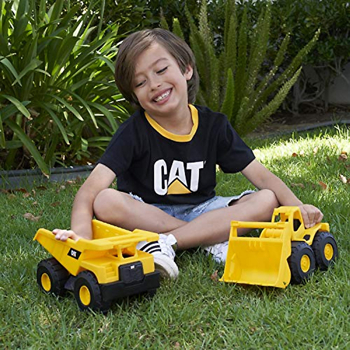 CAT Construction Toys, 2 Pack 7" Mini Crew Toy Trucks with Articulated Parts, Fun and Durable for Indoor/Outdoor Use, Ages 2+