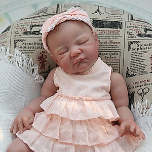 WOOROY Realistic Reborn Baby Dolls August - 20 Inch Lifelike Newborn Sleeping Girl Handmade Real Life Baby Dolls Reborn Toddler with Soft Weighted Cloth Body Gift Toy for Age 3+
