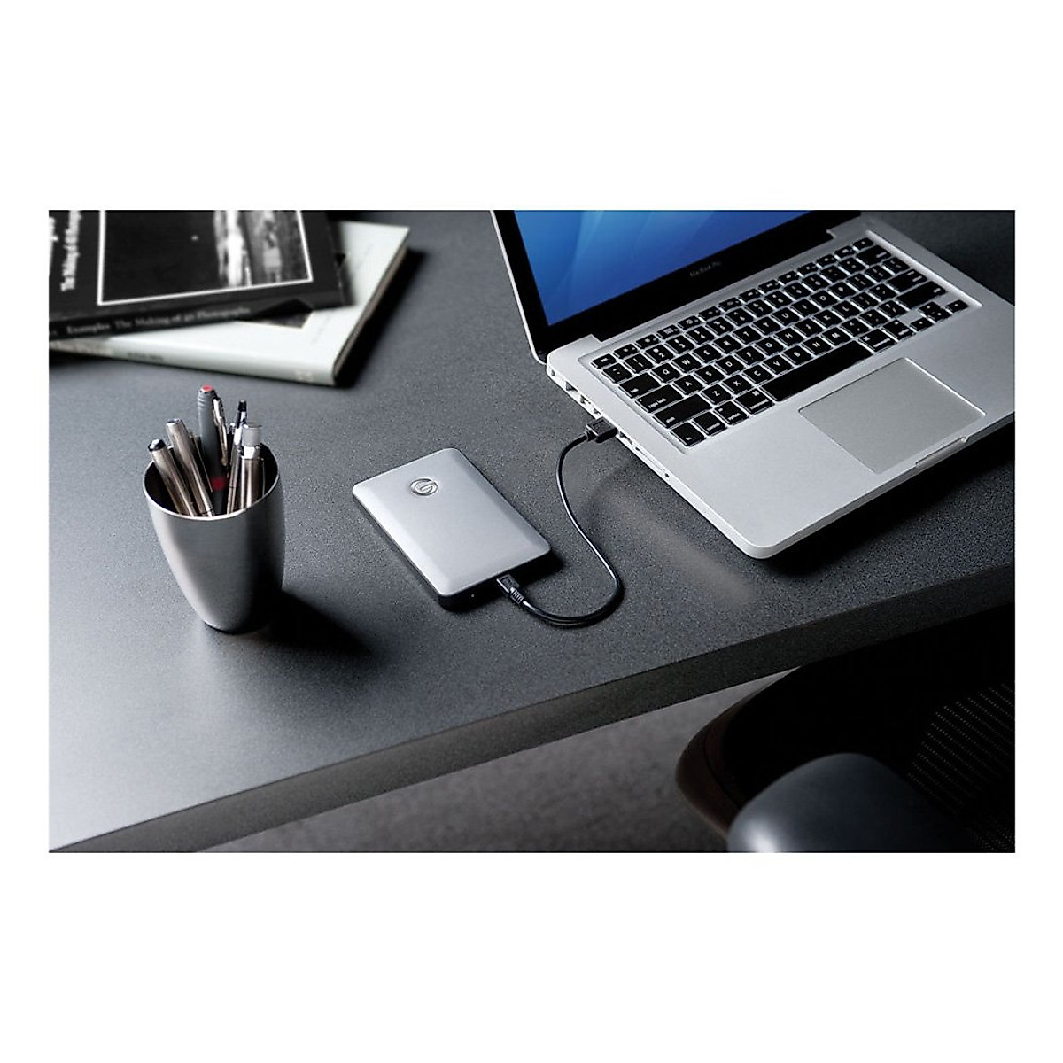 G-Technology G-DRIVE mobile USB Portable USB 3.0 Hard Drive 1TB (7200RPM) (0G02874)