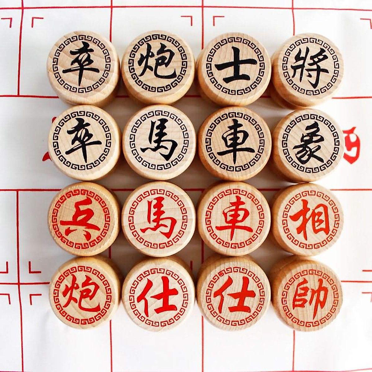 GoodPlay Beechwood Chinese Chess Set Xiangqi Travel Games Sets with Leather Chessboard in a Hard Paper Box