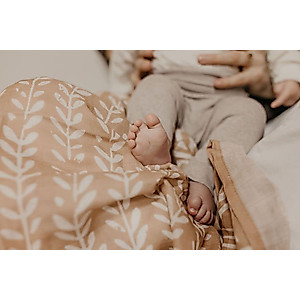 Mini Wander New Solid Color Swaddle Blankets (Wheat (Maple Sugar))