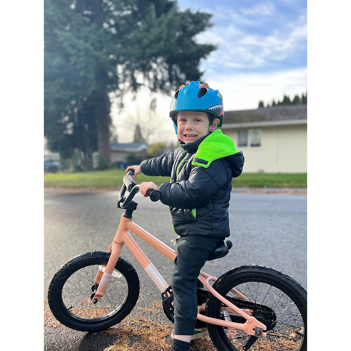 Toddler Helmet Kids Bike Helmet for 2 3 4 5 6 7 8 Years Old Girls with 3D Dinosaur Design Protective Gear Set and Safety Certified, Toddler Bike Cycling Skating Skateboard Scooter Helmet (Blue)