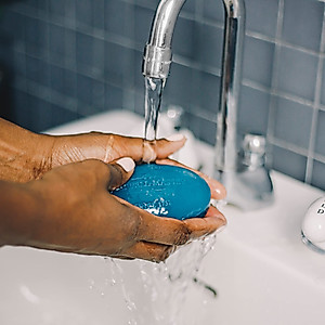 Caswell-Massey Natural Bar Soap for Men, Moisturizing Body Soap Bar for All Skin Types, Made with Essential Oils & Plant-Based Formula for Soft Skin, Newport, 5.8 oz