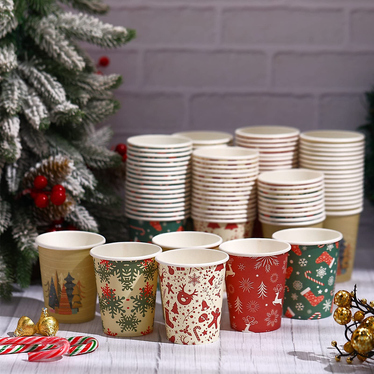 100 Pcs Christmas Paper Cups Disposable Cup 9 oz Christmas Coffee Cup Hot Chocolate Tea Drinking Paper Cups Christmas Party Supplies for Holiday Party Xmas Hot Cold Beverages