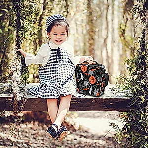 Basketball Kids Lunch Box Basketball Sport Insulated Lunch Bag Tote for Girls Boys, Cooler Freezable Meal Prep Bag with Shoulder Strap Waterproof Lunch Container for School Office Picnic