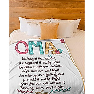 Oma Gifts Blanket - Customized Gifts for Oma, Throw Blanket Oma Birthday Gifts, Fleece Blanket, Oma Blanket Throw, Oma Gifts from Grandkids, Oma Gifts Grandma, Oma and Papa Gifts
