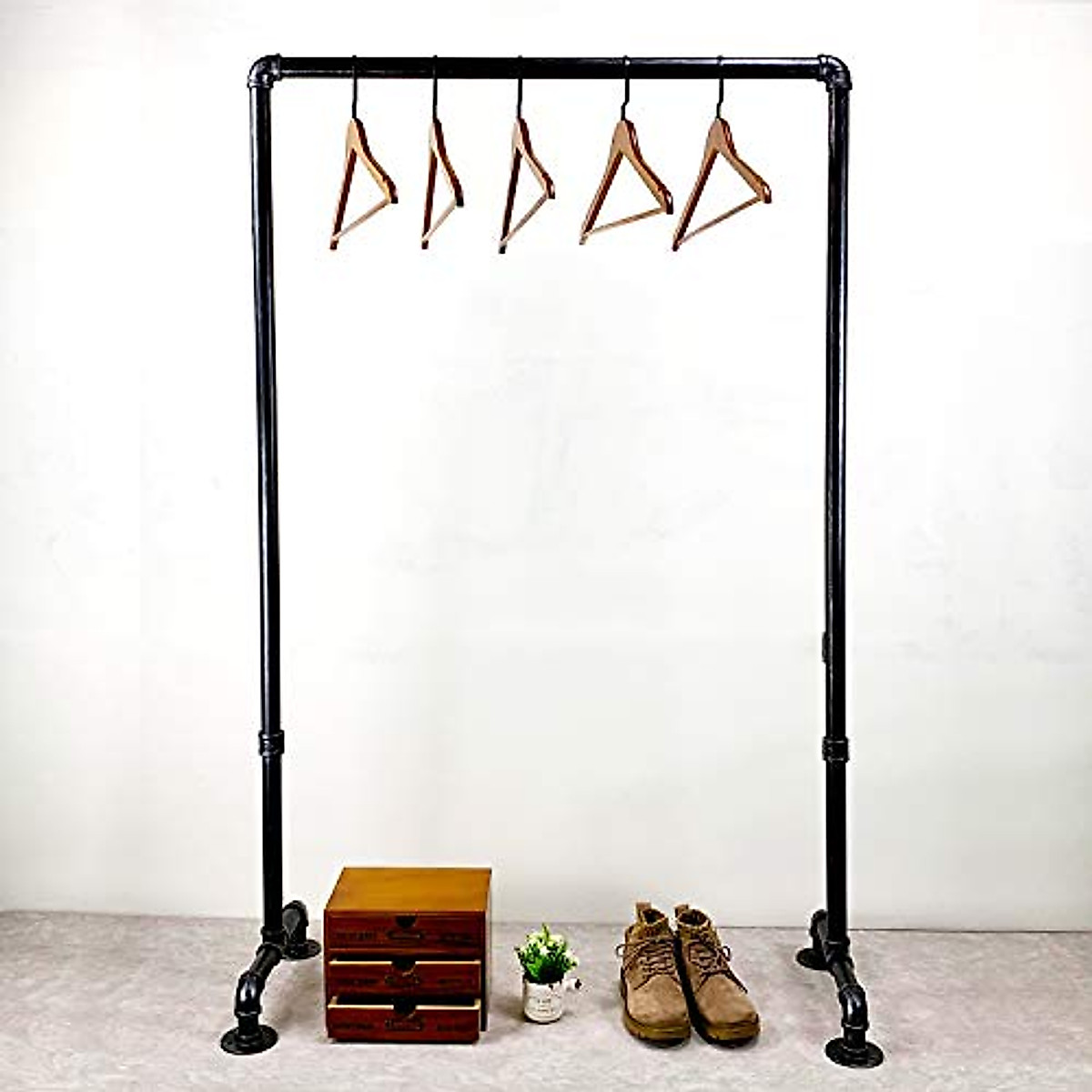 Womio Industrial Pipe Clothing Racks,36 in Hanging Clothes Retail Display,Commercial Grade Pipe Clothes Racks,Heavy Duty Garment Racks,Black brush silver