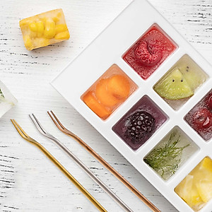 3 PCS Pickle Fork, Long Handle Olive Fork 304 Stainless Steel Cocktail Forks 8.6" Portable Fruit Forks Salad Forks 2 Prong Dessert Forks Pickle Grabber Pickle Picker for Dessert Appetizer Cocktail