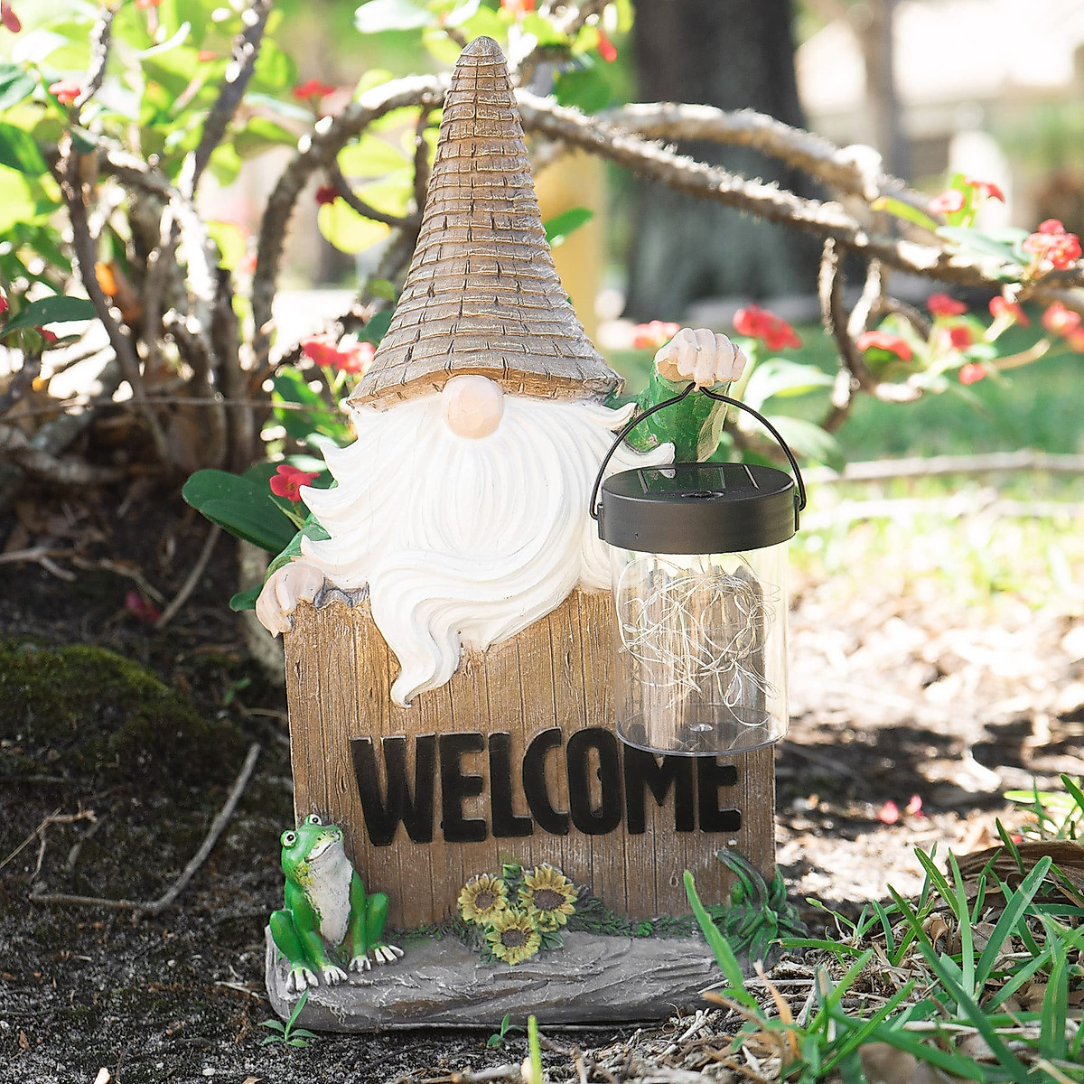 VP Home Welcome Gnome with Lantern and Frog Solar Powered LED Outdoor Decor Garden Light Welcome Gnomes Statues Outdoor Funny Figurine Decor for Outside Patio, Yard, Lawn