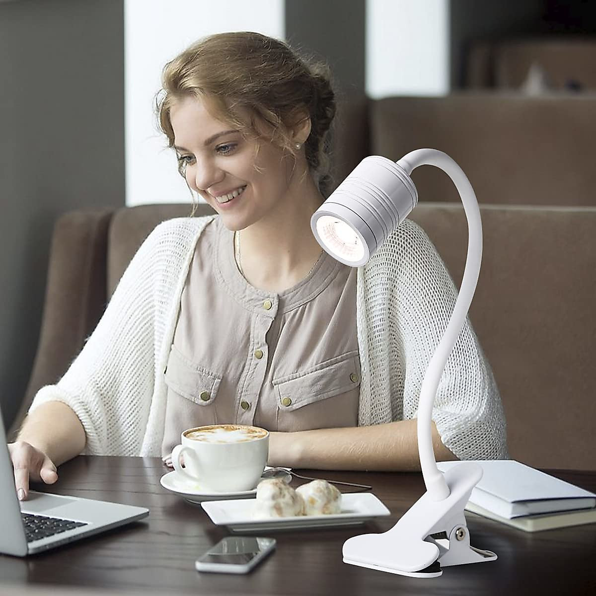 EAGLOD LED 3 Brightness Clamp Light，Portable Clip Light LED Lamp, USB Plug Clip on Desk Lamp ,360°Flexible Gooseneck Night Reading Light,Desk/Table Bedside Headboard,Nail Art ,Tattoo Lamp,