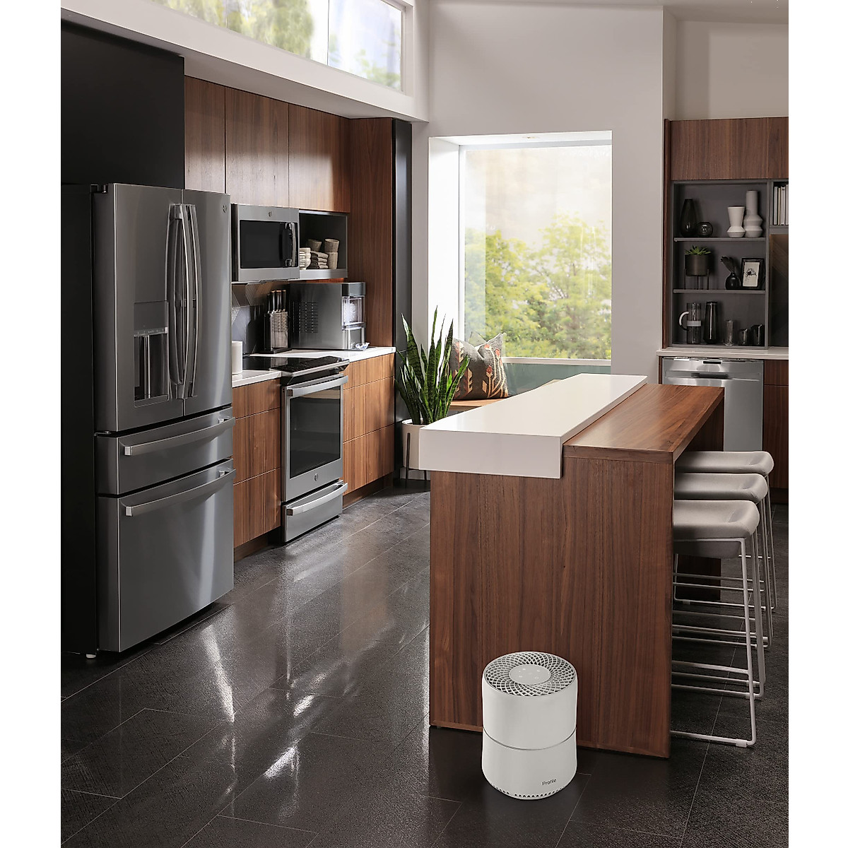 Profile Air Purifier | Removes Allergens, Odors & Other Impurities | Complete With Air Quality Sensor for Auto Fan Adjustment & Child Lock | Low Volume | Perfect for Small Rooms | White