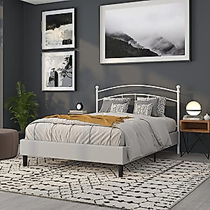 BizChair Decorative White Metal Queen Size Headboard