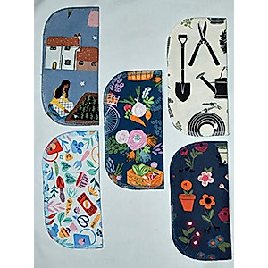 2 Ply Printed Flannel Little Wipes 8x8 Inches Set of 5 Gardening Love