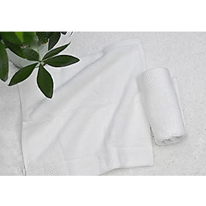 Face Towel White Washcloths Quick-Dry, Highly Absorbent, Soft Feel Face Towels, Premium Quality Flannel Face Towel 2 Pieces Pack