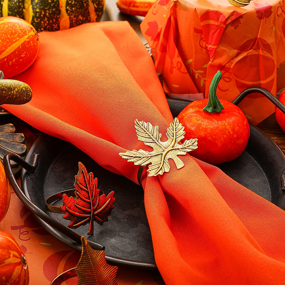 WILLBOND 12 Pcs Thanksgiving Napkin Ring Set Pumpkin Napkin Holders Fall Napkin Rings Fall Leaf Napkin Rings Alloy Napkin Holder Buckle for Halloween Home Party Table Decor Wedding Supplies(Classic)