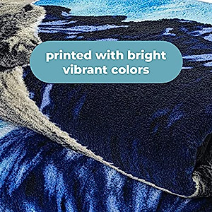 Dawhud Direct II Howling Wolf Fleece Blanket for Bed, 75" x 90" Queen Size Wolf Fleece Throw Blanket for Men, Women, Adults, Teen and Kids - Super Soft Plush Wolf Blanket Throw Native American Decor