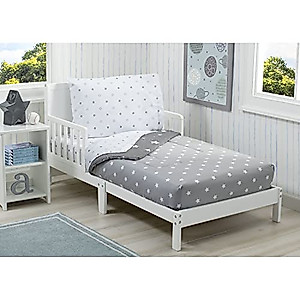Delta Children 4 Piece Toddler Bedding Set for Boys - Reversible 2-in-1 Comforter - Includes Fitted Comforter to Keep Little Ones Snug, Bottom Sheet, Top Sheet, Pillow Case - Dusty Skies, Grey Stars