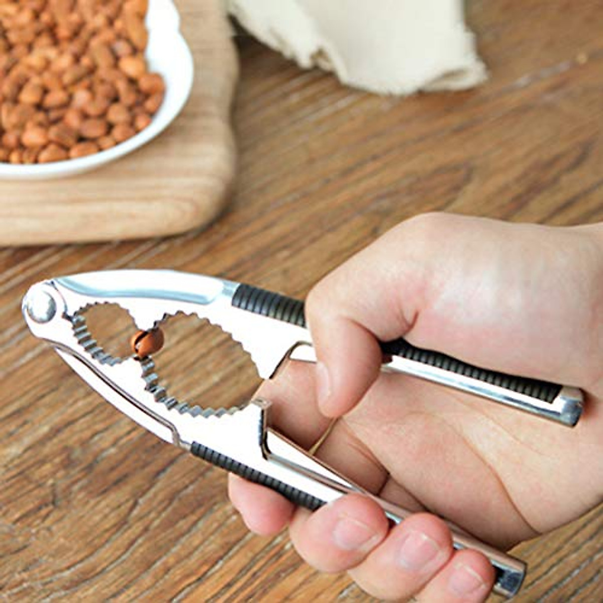 DOITOOL Multitools Nut Shell Opener Nut Crackers Walnut Chestnut Clip Peeler Walnut Plier Heavy Duty Shell Seafood Walnut Opener Tool with Non-Slip Handle for Almonds Hazelnut Crab Opener Macadamia