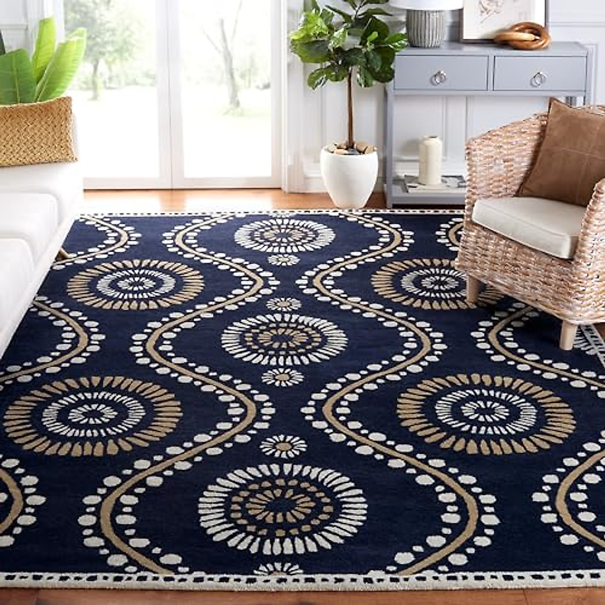 Martha Stewart Collection by SAFAVIEH 8' x 10' Francesca MSR4532A Handmade Ogee Dot Wool Living Room Dining Bedroom Area Rug