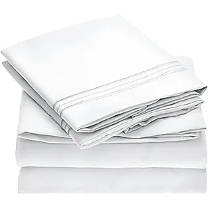 Mellanni Queen Sheet Set - Hotel Luxury 1800 Bedding Sheets & Pillowcases - Extra Soft Cooling Bed Sheets - Deep Pocket up to 16 inch Mattress - Wrinkle, Fade, Stain Resistant - 4 Piece (Queen, White)