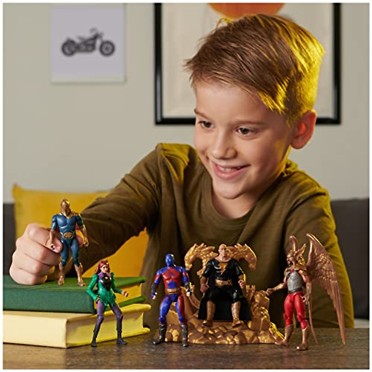 DC Comics, Black Adam and Justice Society Set, 4-inch Black Adam Toy Figures and Throne, Hawkman, Dr. Fate, Atom Smasher, Cyclone, Kids Toys for Boys and Girls Ages 3 and Up (Amazon Exclusive)