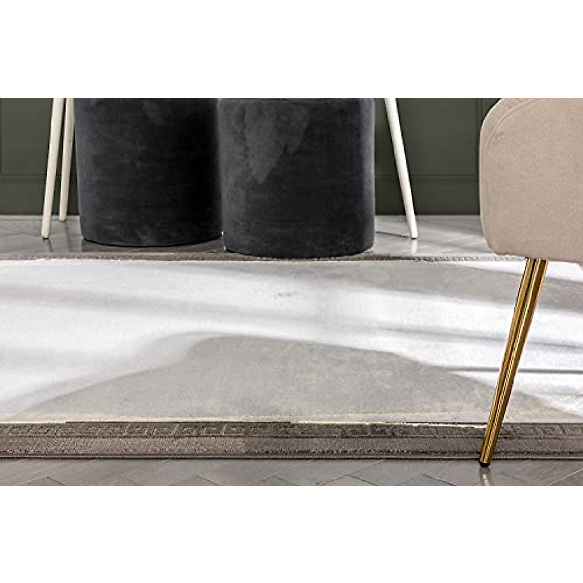 Well Woven FAE Grey & Gold Greek Key Marble Border Pattern Area Rug (5'3" x 7'3")