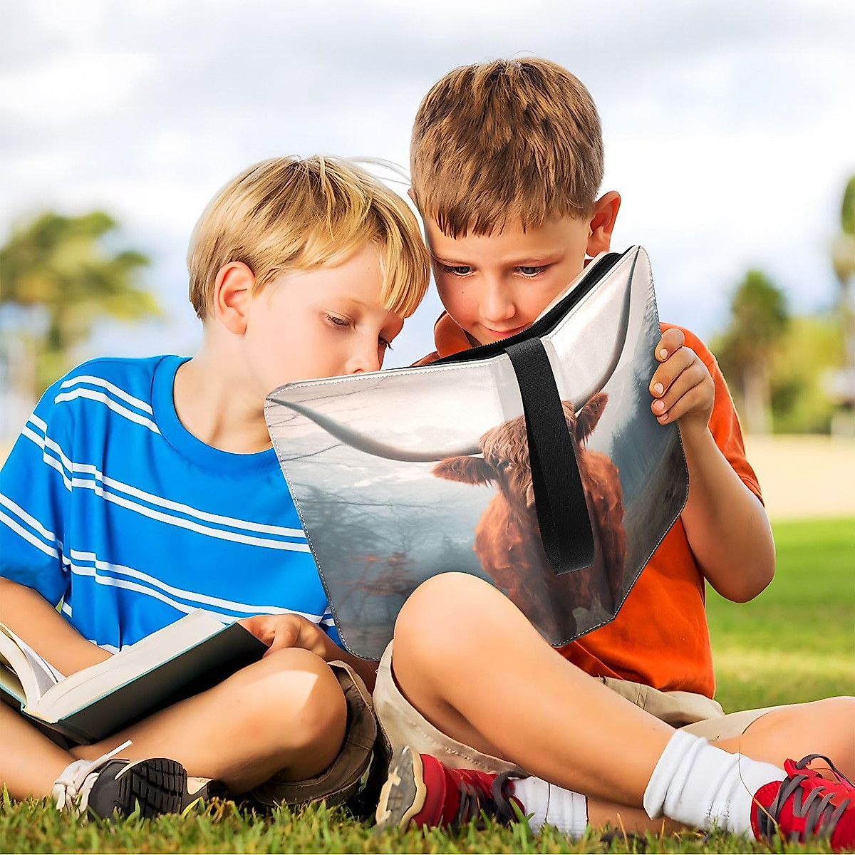 PYBUG Highland Cow Trading Card Binder with Nylon Strap 4-Pocket Waterproof PU Leather Card Collection Binder for 400 Cards Sturdy Card Holder Folders for Game Cards,Sports Cards