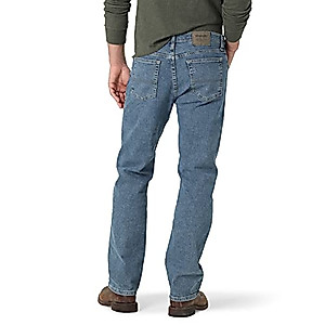 Wrangler Authentics Men's Regular Fit Comfort Flex Waist Jean, Light Stonewash, 38W x 29L