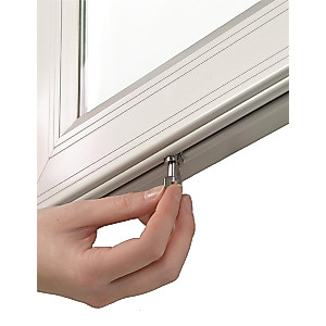 Displays2go 24" x 36" LED Light Box, Indoor/Outdoor, Acrylic Lens, Energy Efficient, Silver (LEDOD2436)