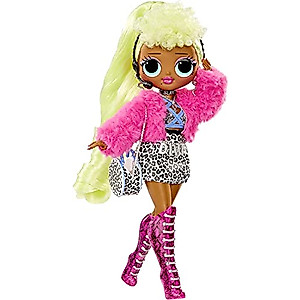 L.O.L. Surprise! OMG Diva Family with 45 Surprises Including (1) Pink Fashion Doll with (4) Collectible Dolls and Accessories Toy Playset