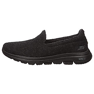 Skechers Women's GO Walk 5-Overland Sneaker, Black, 5.5 Medium US