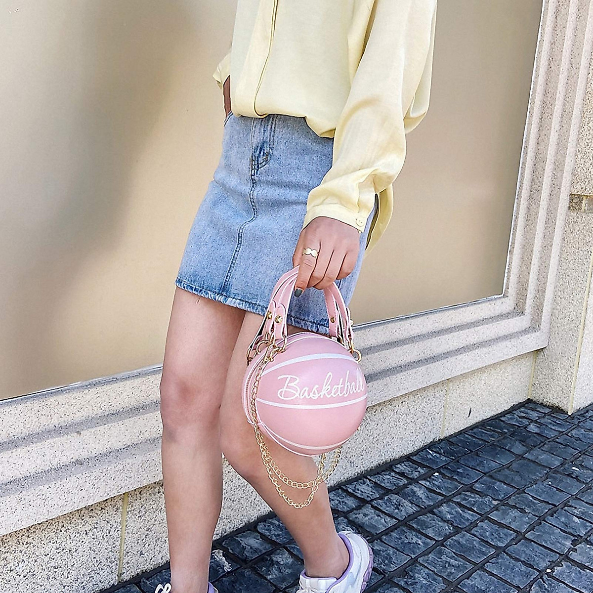 VALICLUD Crossbody Bag Round Basketball Shaped Handbag Novelty Purse Circle Shoulder Bag for Women